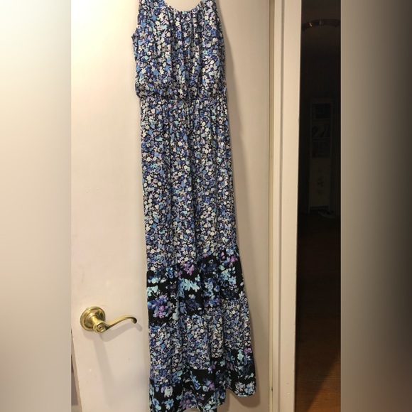 Elle | Dresses | Elle Maxi Dress Floral | Poshmark